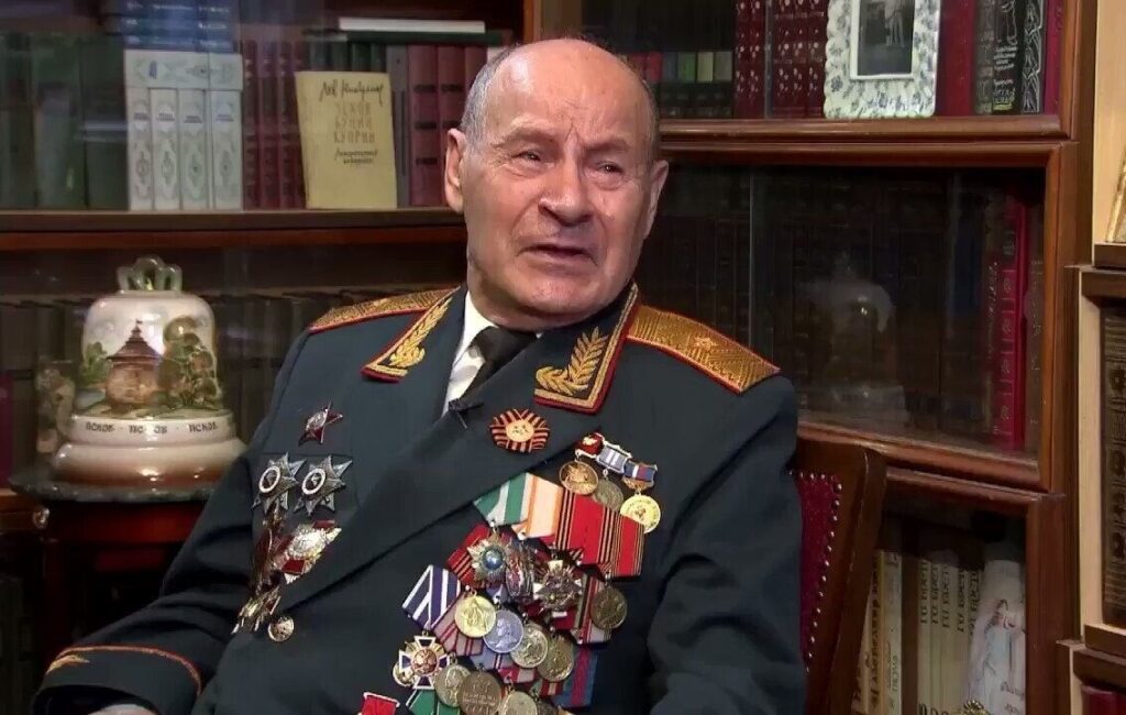 Unam Nikol i Tarakanov